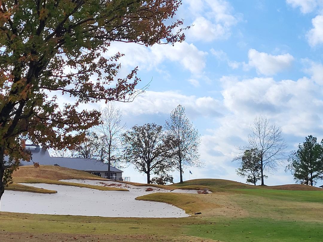 Holiday Hills Golf Club Review – 18 Holes and Counting!